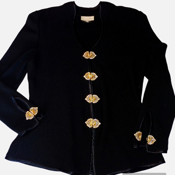 El Ana | Tops | Vintage Elana Black Top With Rhinestone Buttons Size L ...